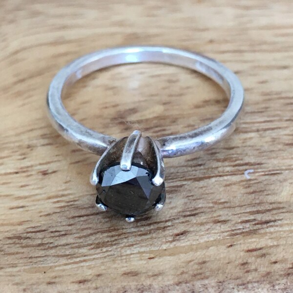 Black Solitaire Ring - Etsy
