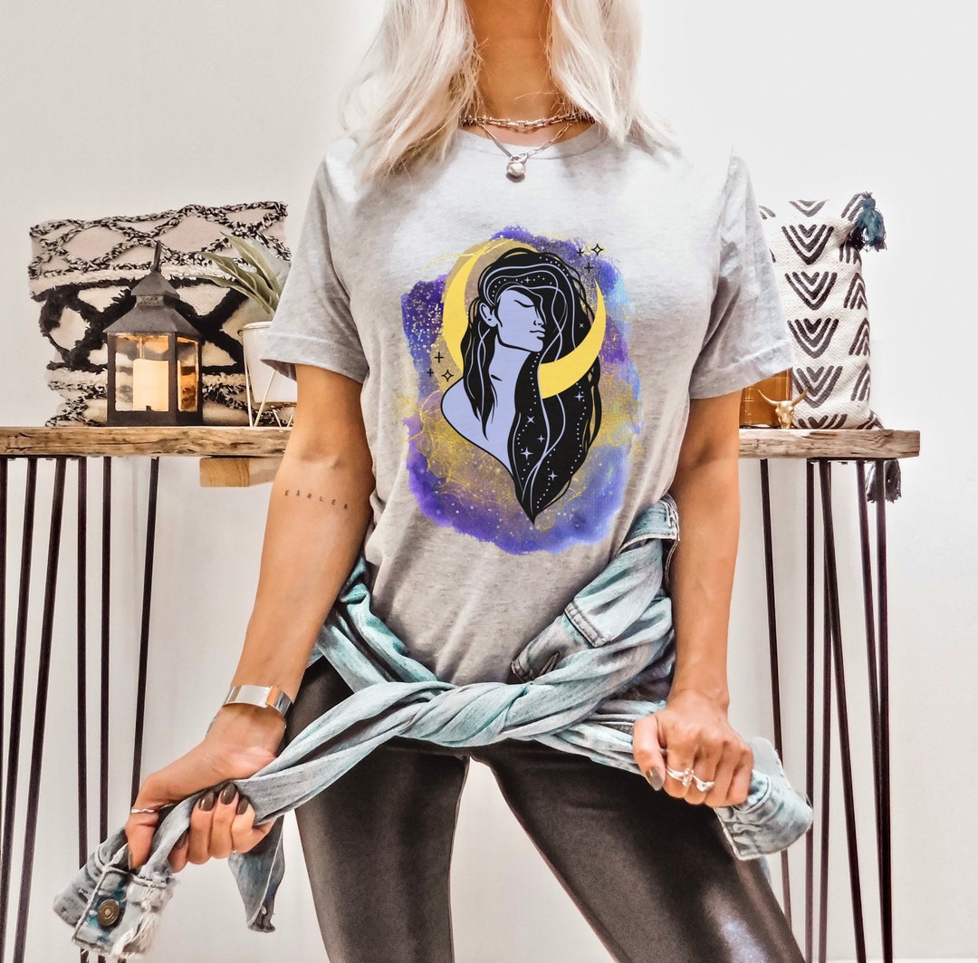 Crescent Moon Woman T-shirt | Celestial Stars, Witchy Tee - Etsy