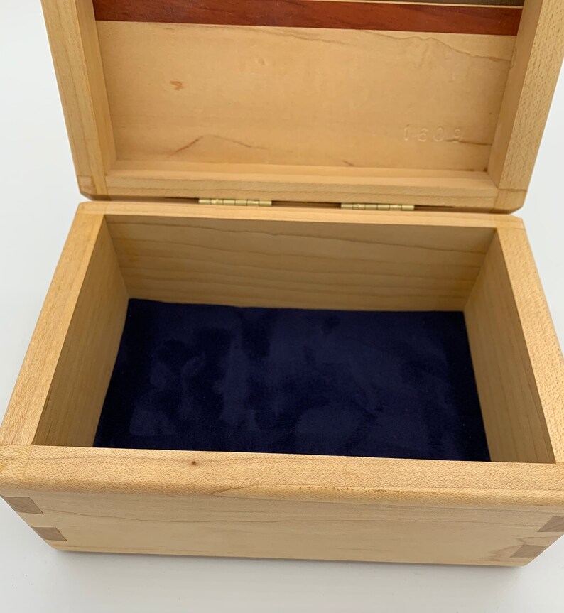 Hard Maple Jewelry Box With an Inlay of Padauk and Walnut - Etsy