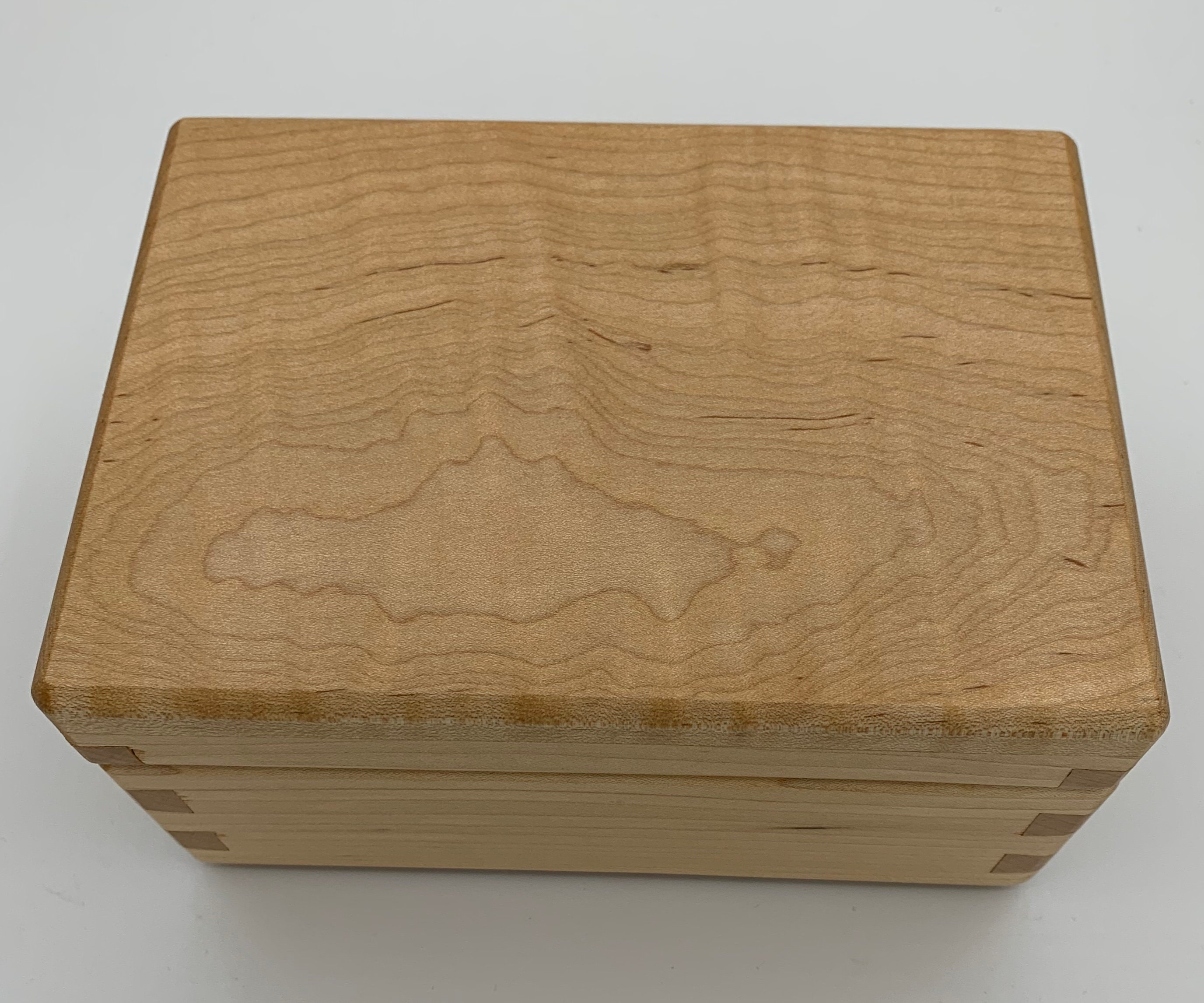 Maple Jewelry Box With a Curly Maple Top - Etsy