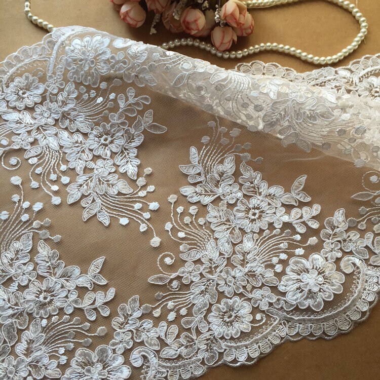 Beautiful Alencon Lace off White Cord Embroidered Scalloped Lace Trim ...
