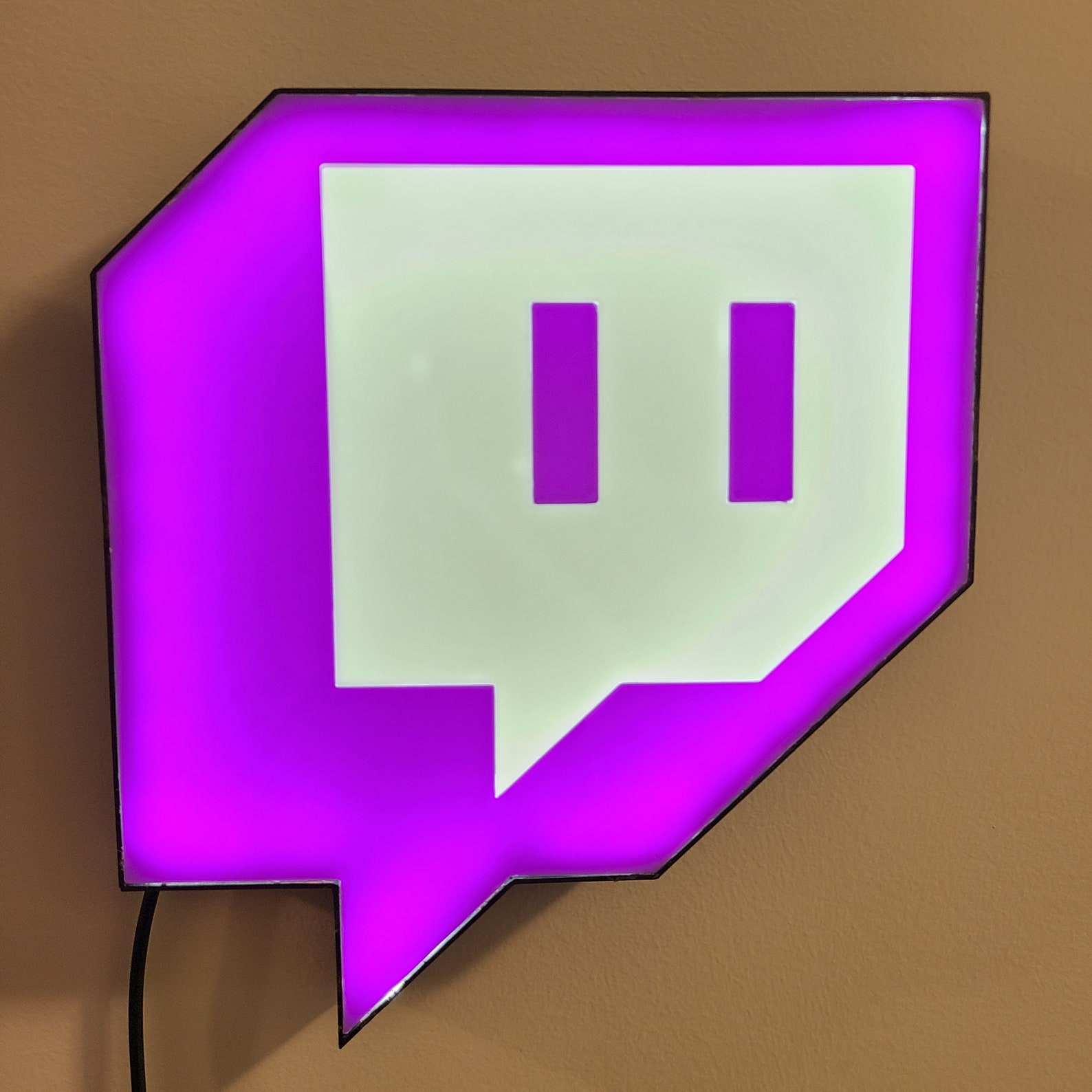Twitch Wall Light - Etsy Canada
