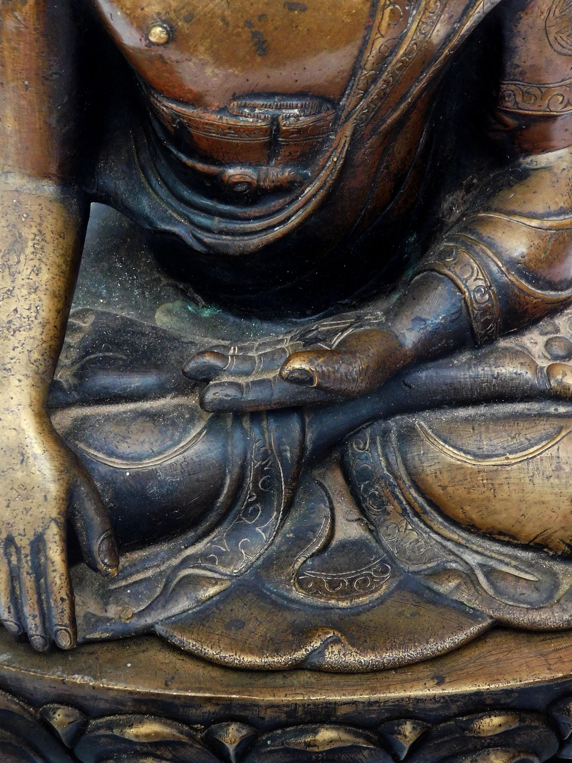 Antique Nepalese Transcendent Wisdom Buddha Akshobhya Bronze Statue ...