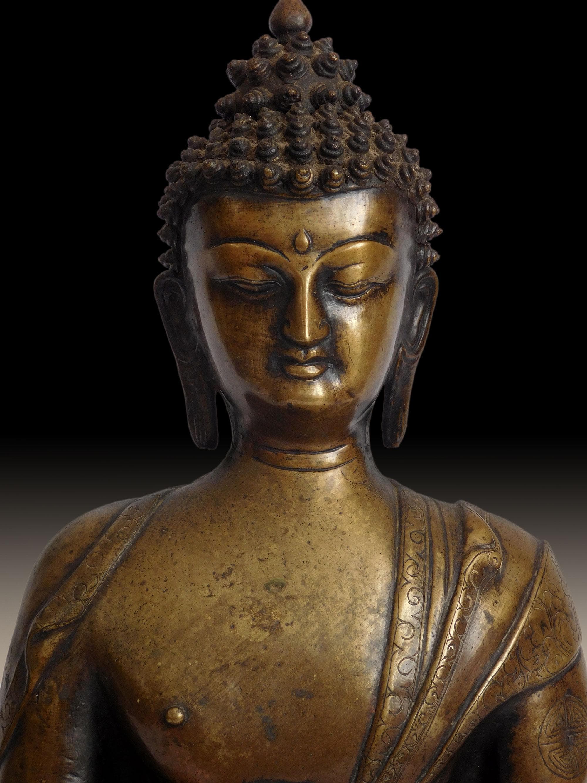 Antique Nepalese Transcendent Wisdom Buddha Akshobhya Bronze Statue ...