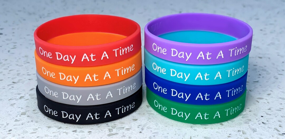 One Day at A Time Wristband Bracelet Inspirational Quote Recovery Gift ...