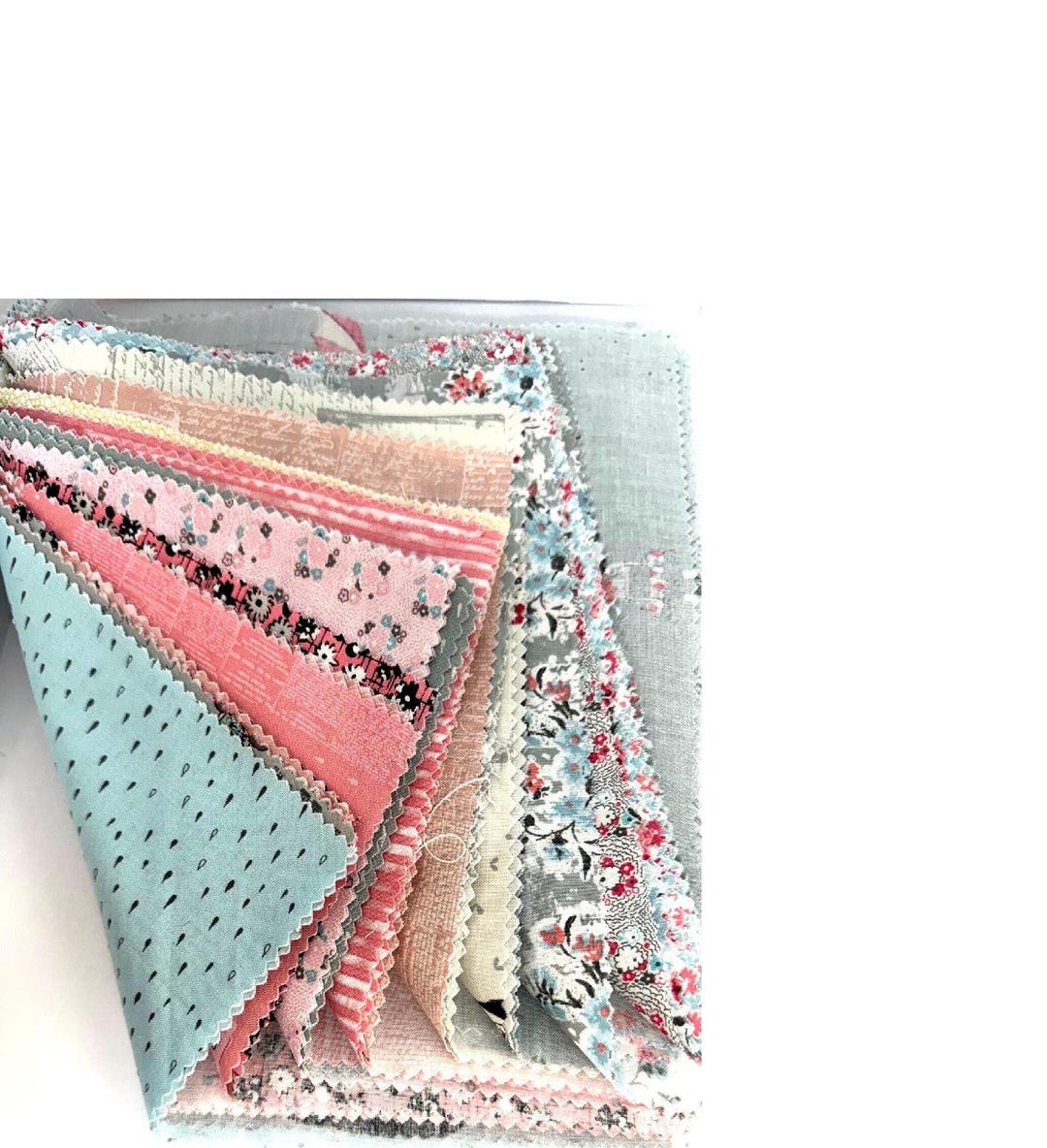 Moda Charm Packs and Jelly Rolls and Kits - Etsy
