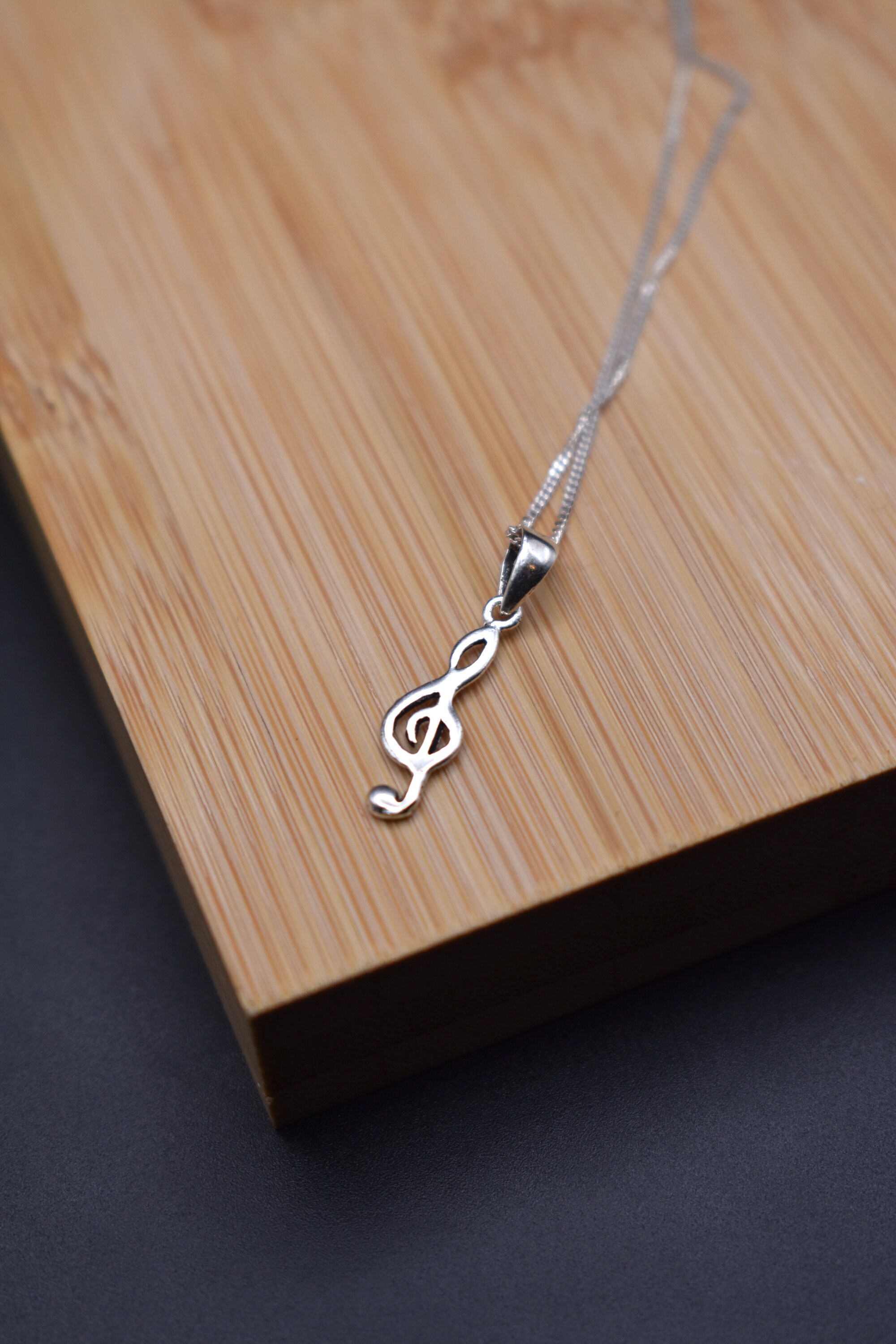 Dainty Treble Clef Necklace in 925 Sterling Silver - Etsy