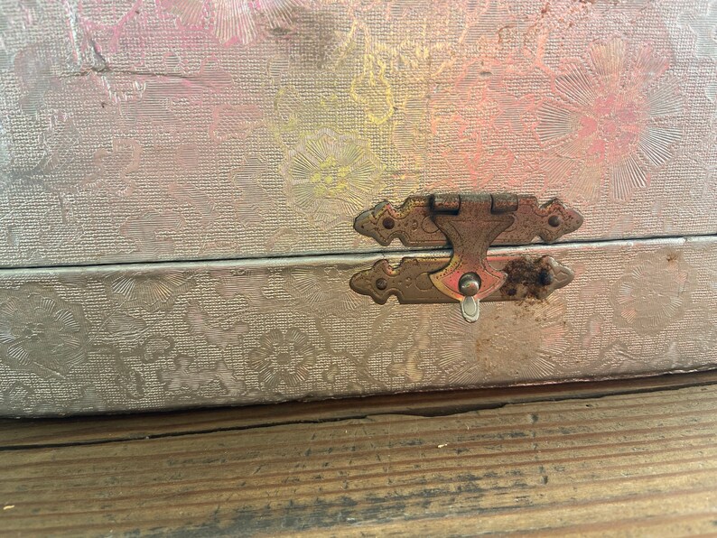 Vintage Pereline Vanity Set in Original Case - Etsy