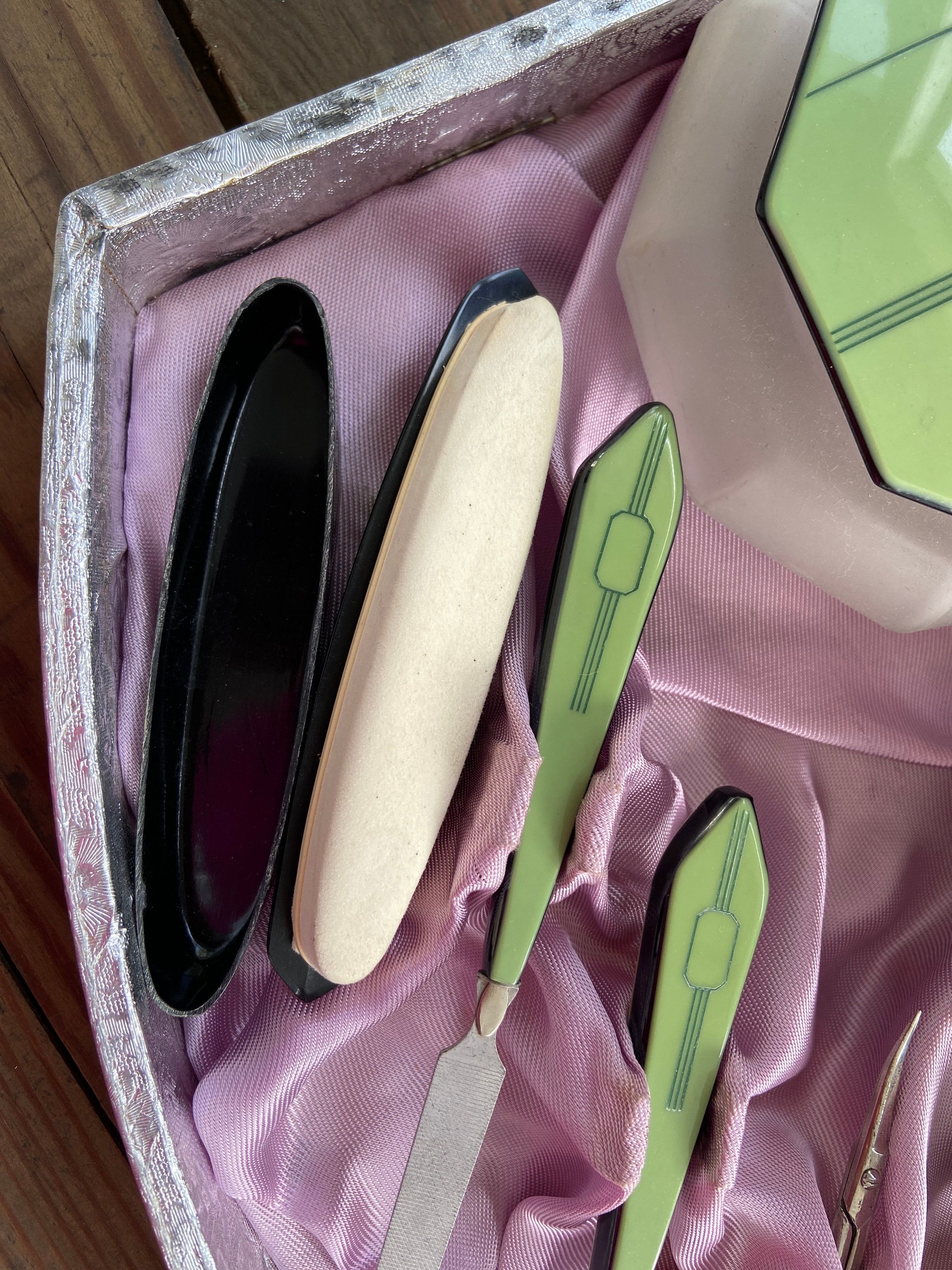Vintage Pereline Vanity Set in Original Case - Etsy