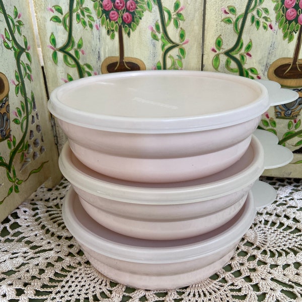 Vintage Tupperware Bowls - Etsy