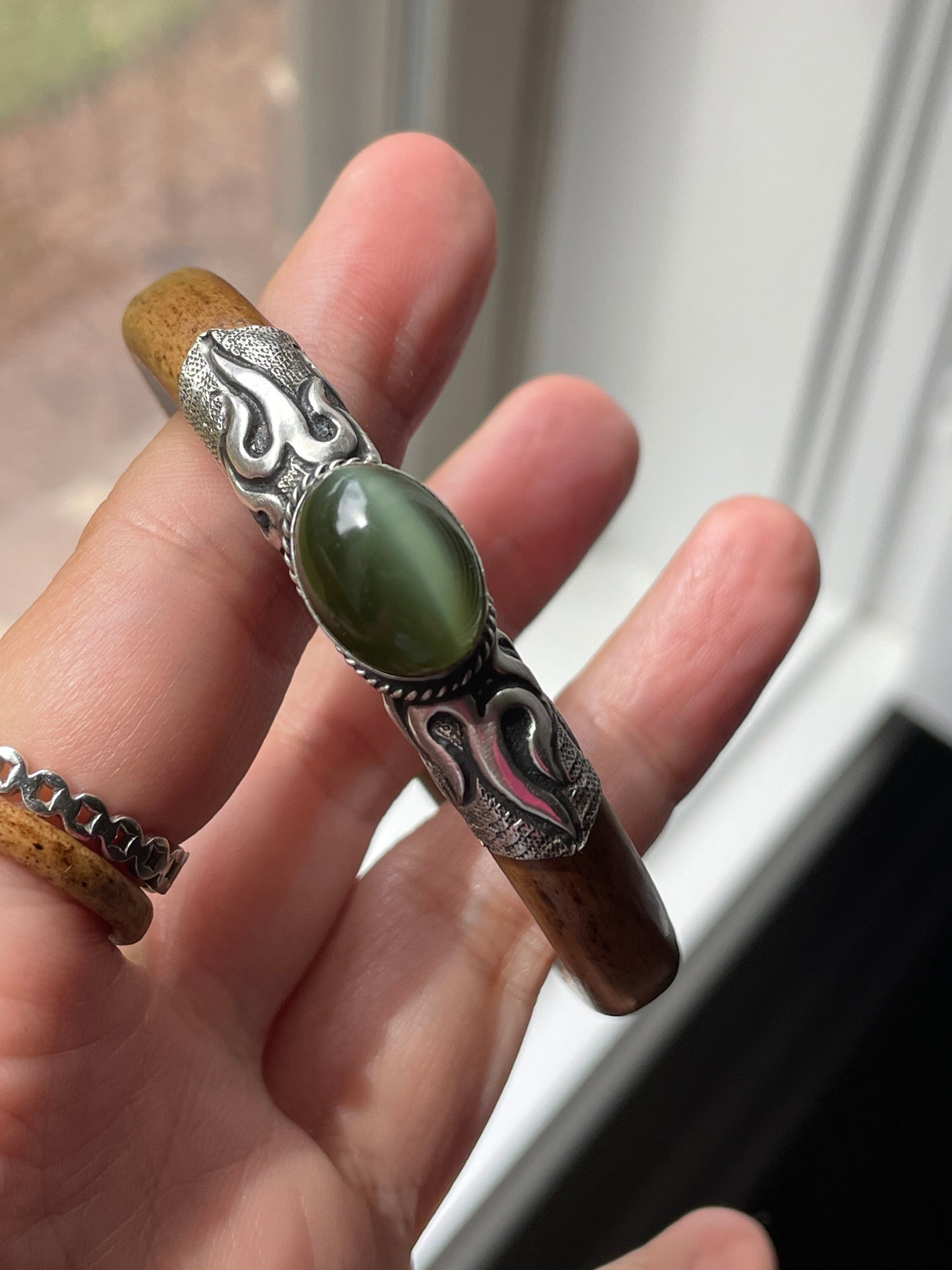 925 Silver Suberect Spatholobus Stem sets with cat eye Hetian | Etsy