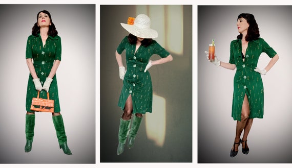 Iconic Vintage Bus Stop dress by Lee Bender 1970s doe… - Gem