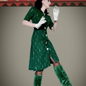 Iconic Vintage Bus Stop Dress by Lee Bender 1970s Does 1930s 1940s ...