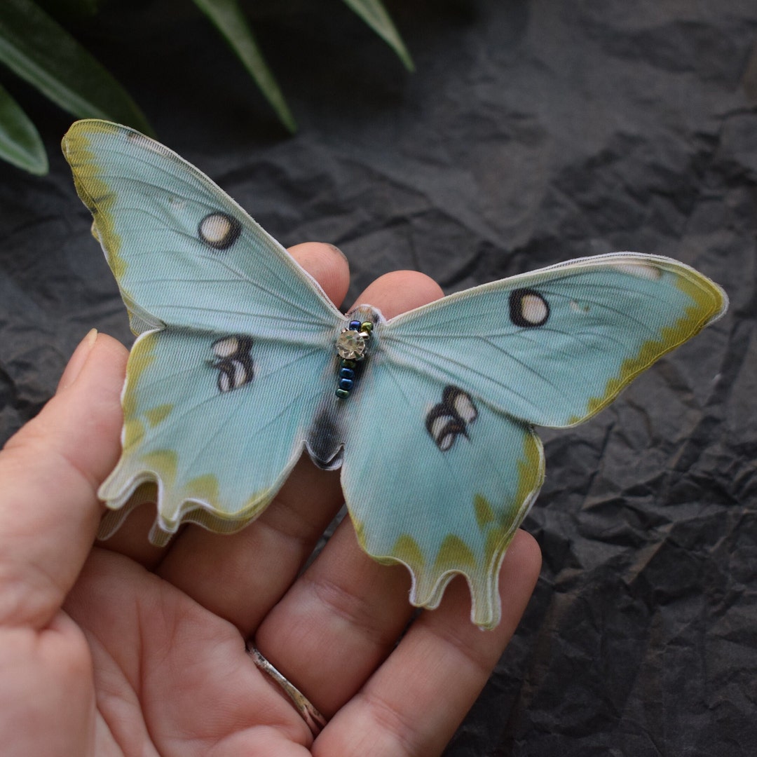 Silk Mint Luna Moth Hair Clips Moving Wings Lightweight Jewelry for ...