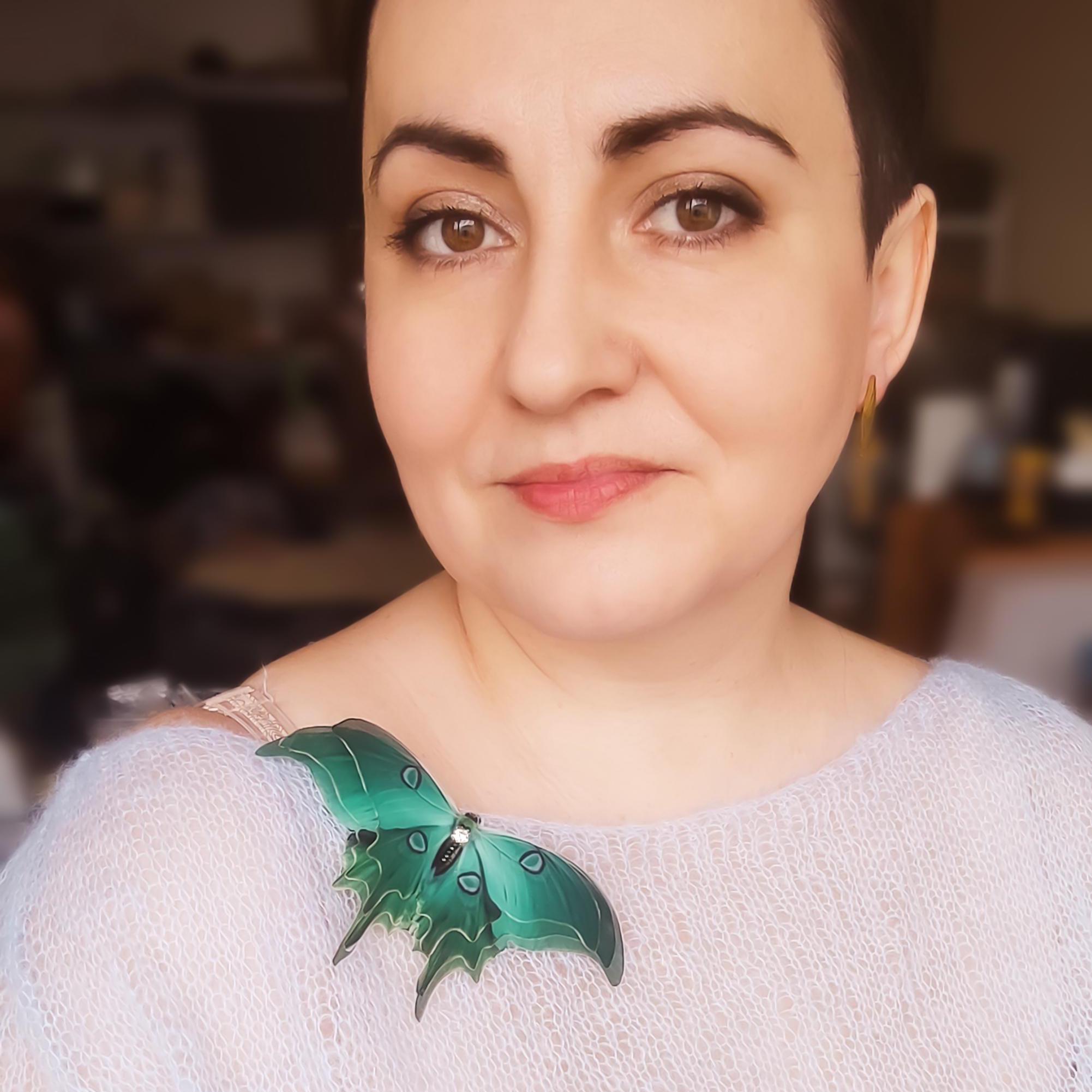Green Silk Luna Moth Hair Clips With 3d Wings - Lightweight Hair ...