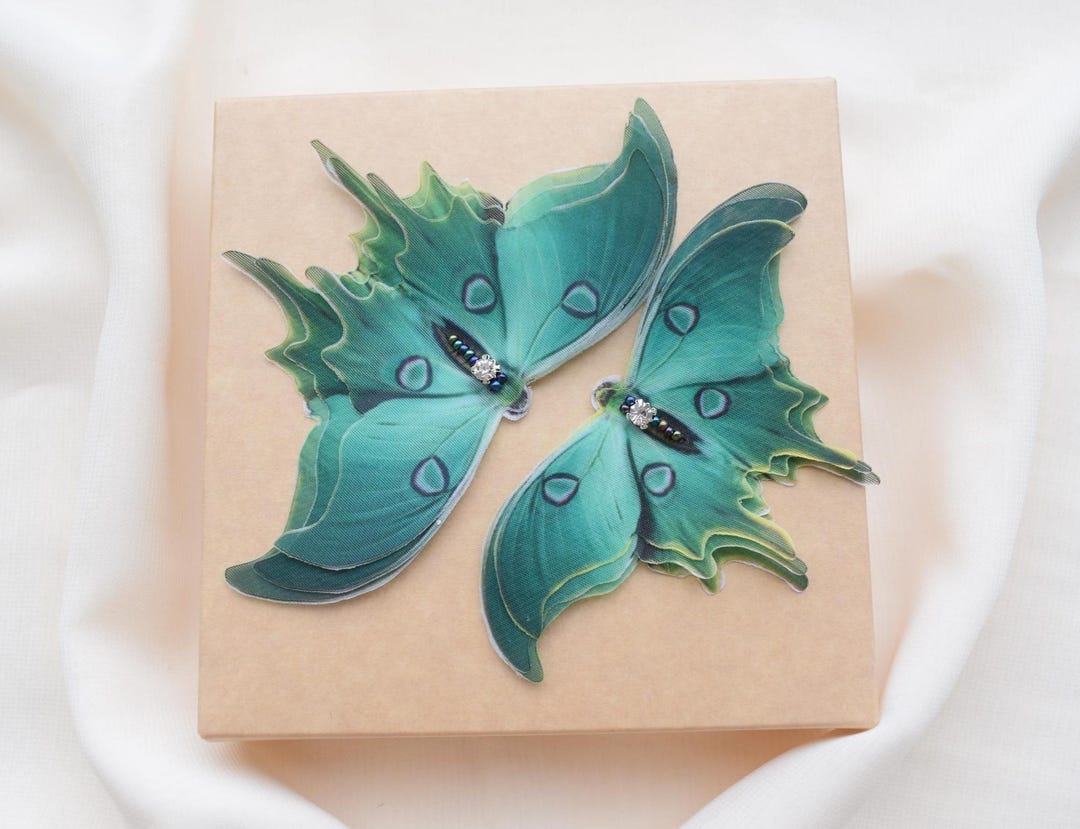 Green Silk Luna Moth Hair Clips With 3d Wings - Lightweight Hair ...