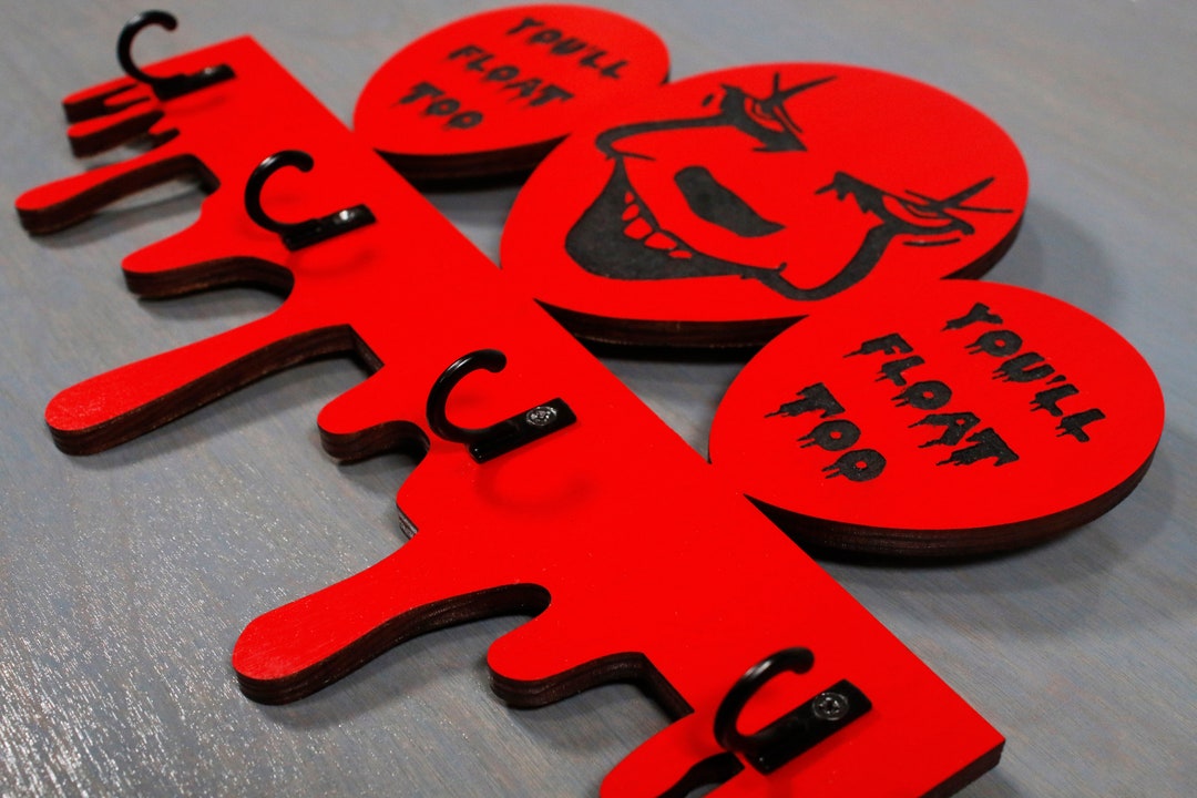 Pennywise Red Balloon Wooden Key Ring Holder, IT Movie Décor, Pennywise ...