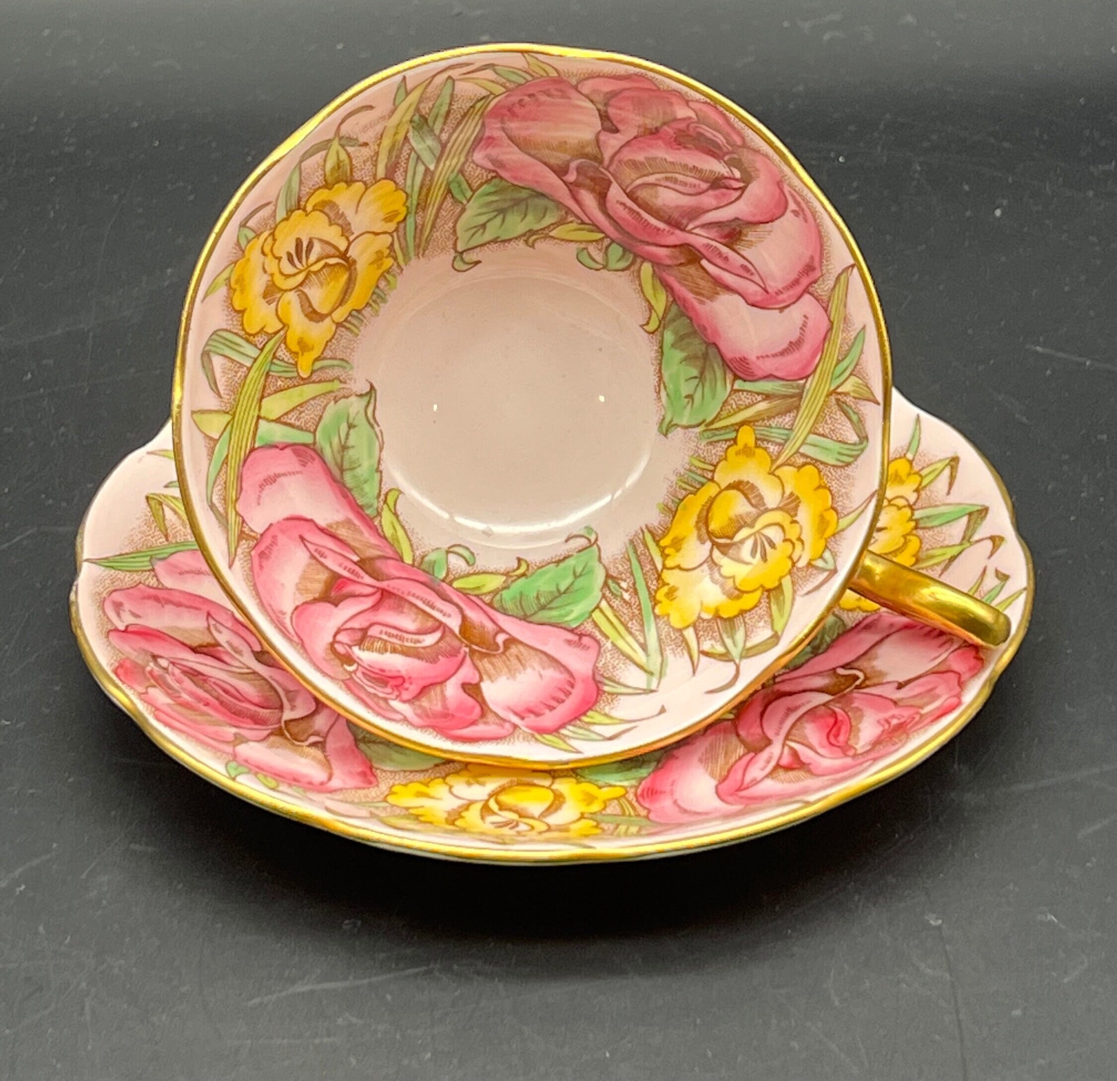 Taylor & Kent Cabbage Roses Teacup and Saucer Set Light Pink Interior ...