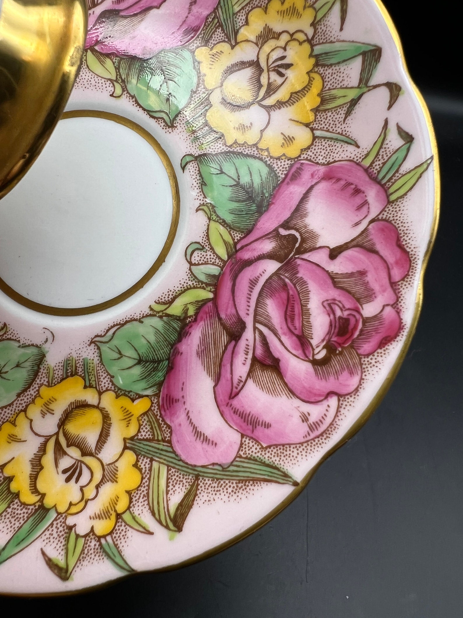 Taylor & Kent Cabbage Roses Teacup and Saucer Set Light Pink Interior ...