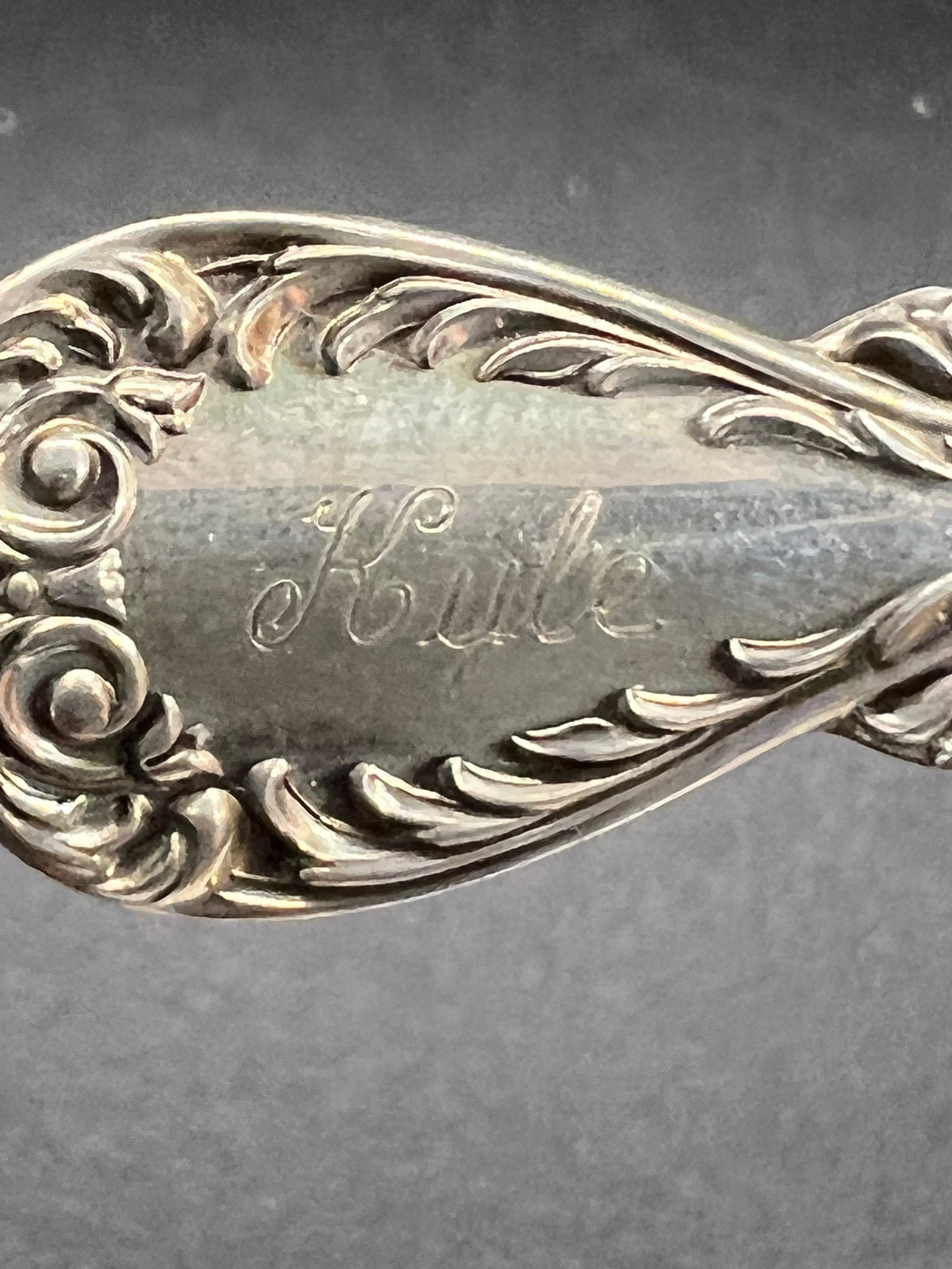 Rogers Sterling Silver Old Charleston Baby Spoon "kyle" Engraved - Etsy