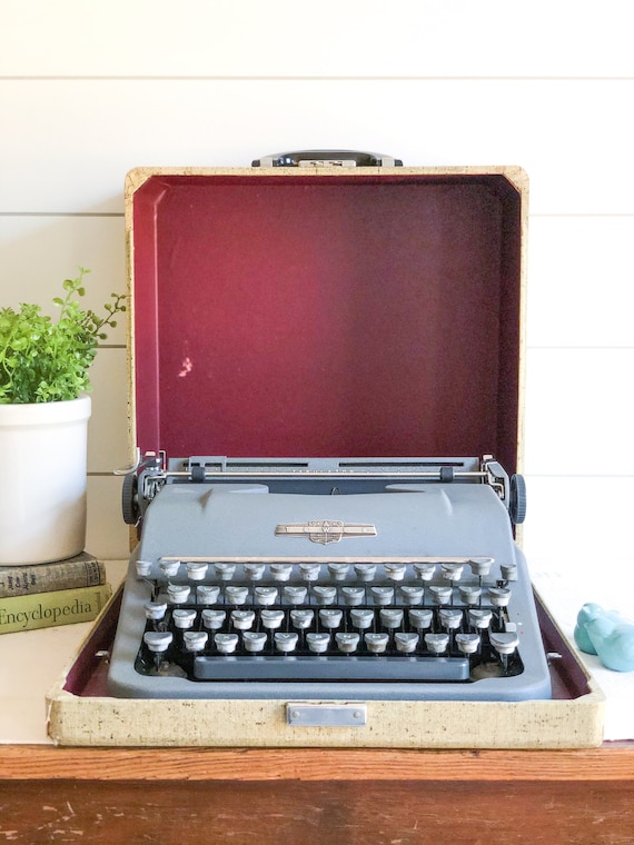 Vintage Sears Tower Tabulator Portable Typewriter W/carrying | Etsy