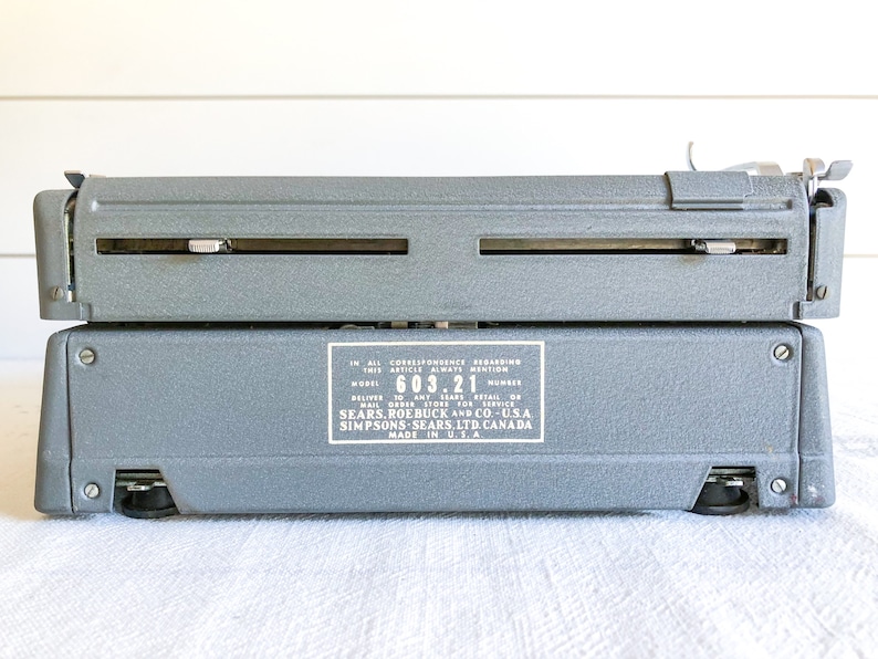 Vintage Sears Tower Tabulator Portable Typewriter W/carrying | Etsy