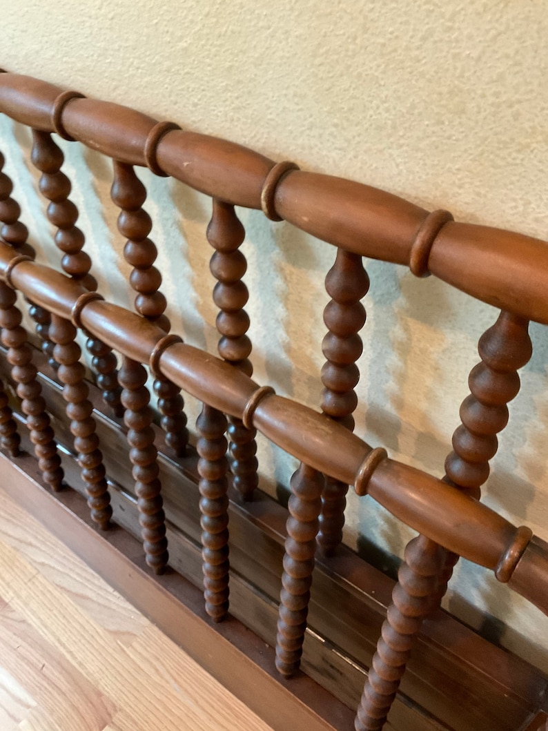 Vintage Heirloom Spindle Spool Bed Jenny-lind Bed Full Size - Etsy