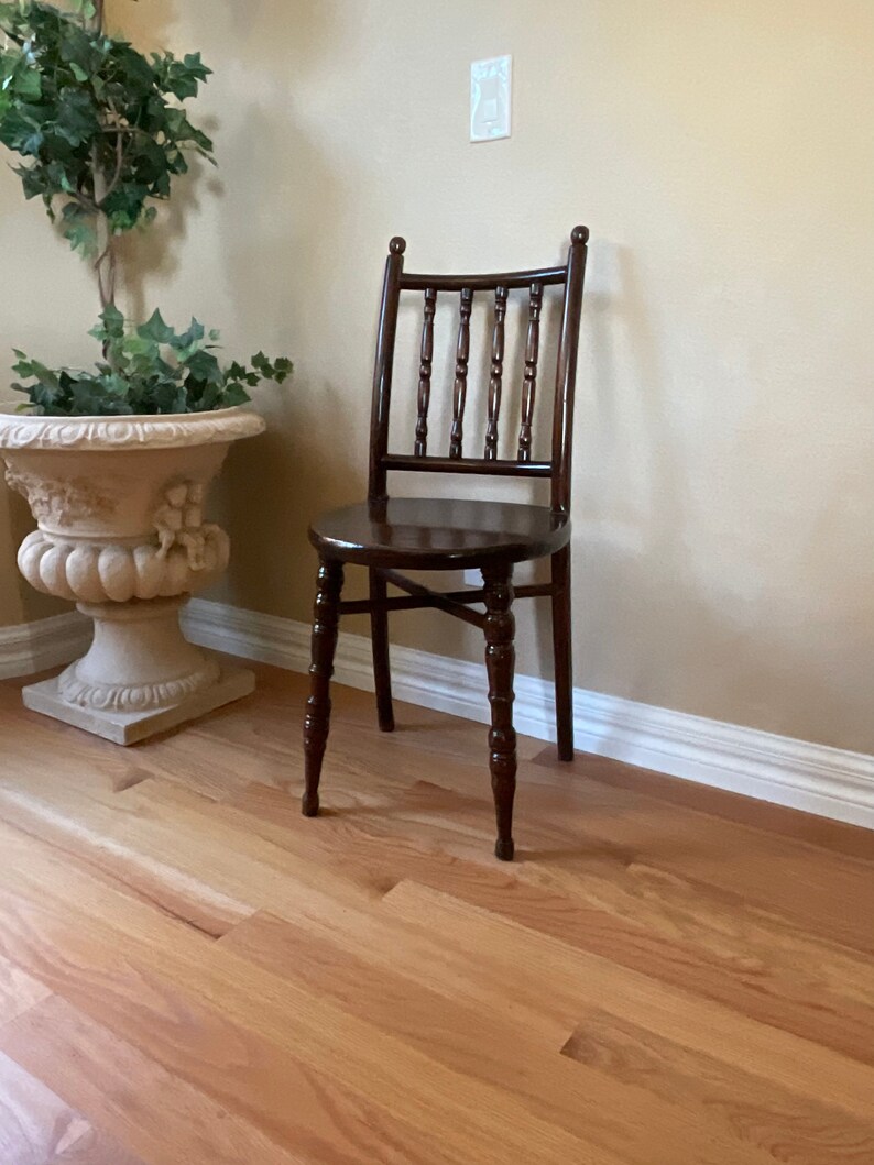 Antique English Hand Carved Hall Chair. Spindle Spool English Oak Chair ...