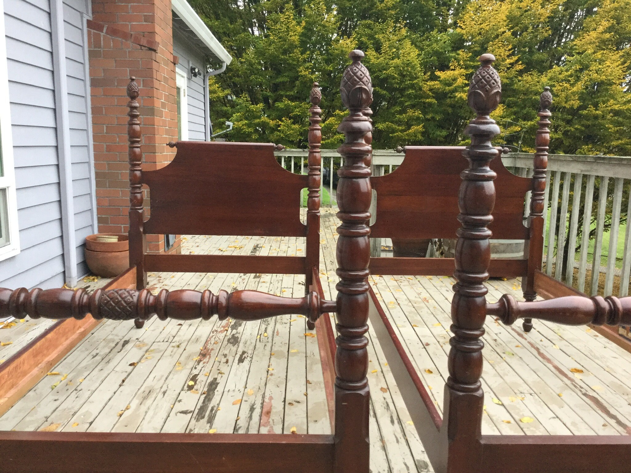 Turn-of-the Century Colonial Solid Mahogany 4-post Pineapple/acorn Twin ...