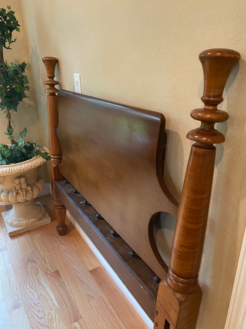 Antique Maple 4-poster Rope Bed From 1800s Antique 3/4 Size With Bell ...