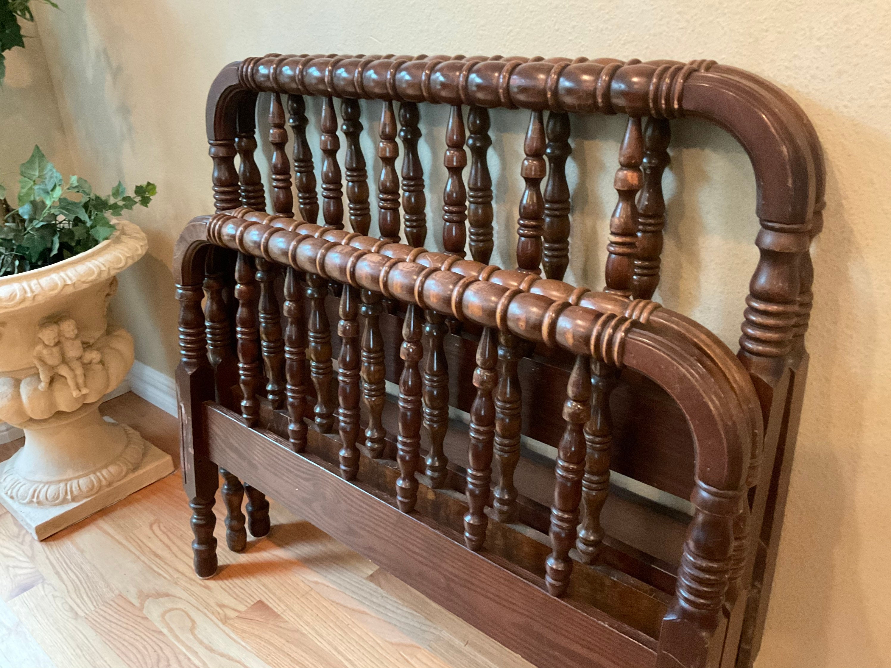 Vintage Heirloom Bobbin Spindle Twin Size Beds, Jenny Lind Beds. - Etsy