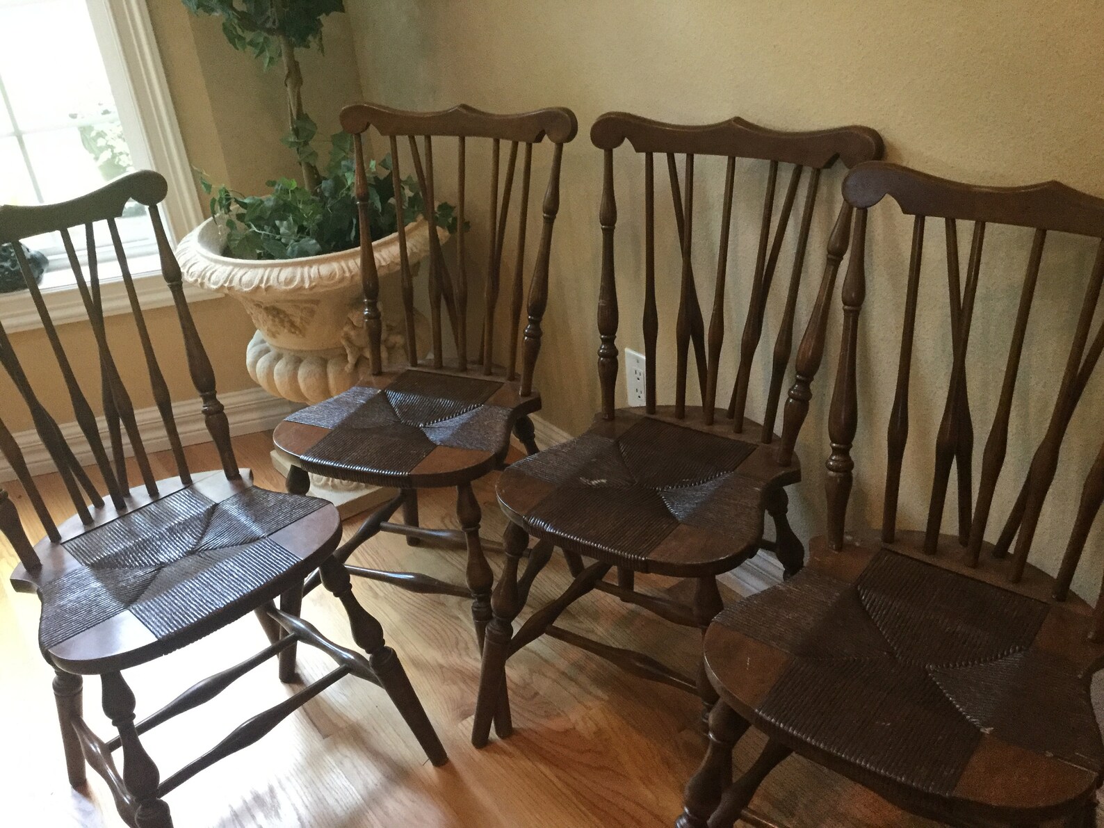 Set of 4 Fan/brace Back Windsor Side Chairs, Rush Seat Spindle Chairs ...