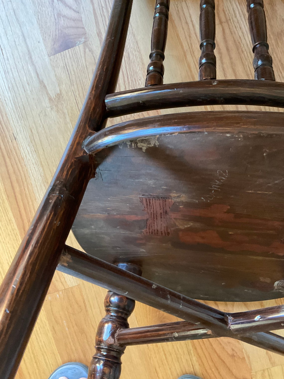 Antique English Hand Carved Hall Chair. Spindle Spool English Oak Chair ...