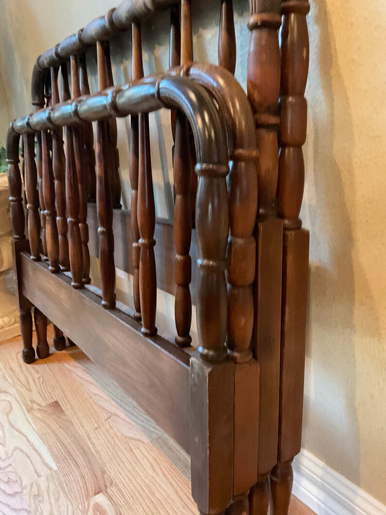 Pair of Vintage Jenny Lind Twin Size Bed Frames. Spindle Spool Twin ...