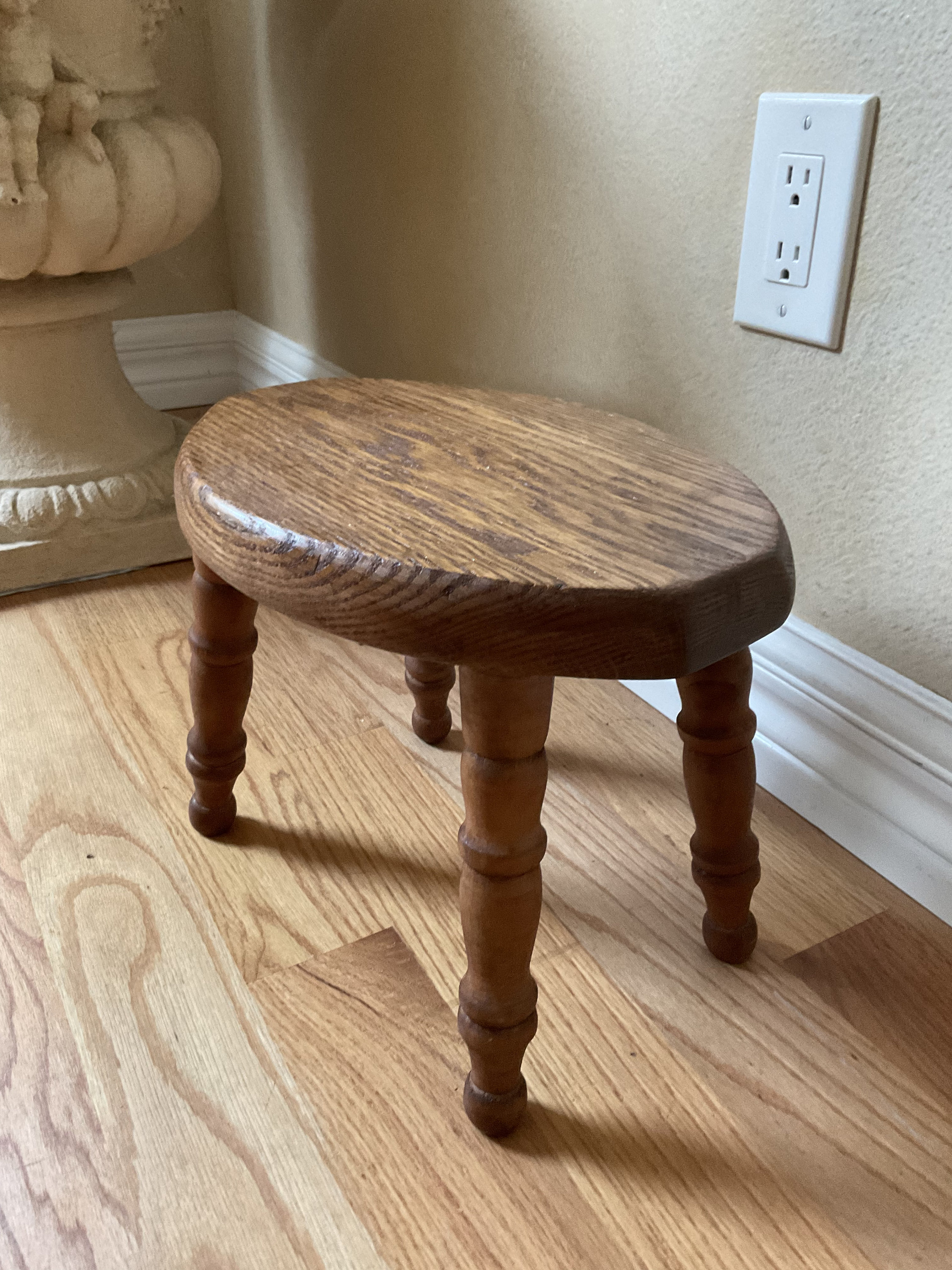 Vintage Spindle Spool Milking Stool. Beautiful Four Legged Stool - Etsy