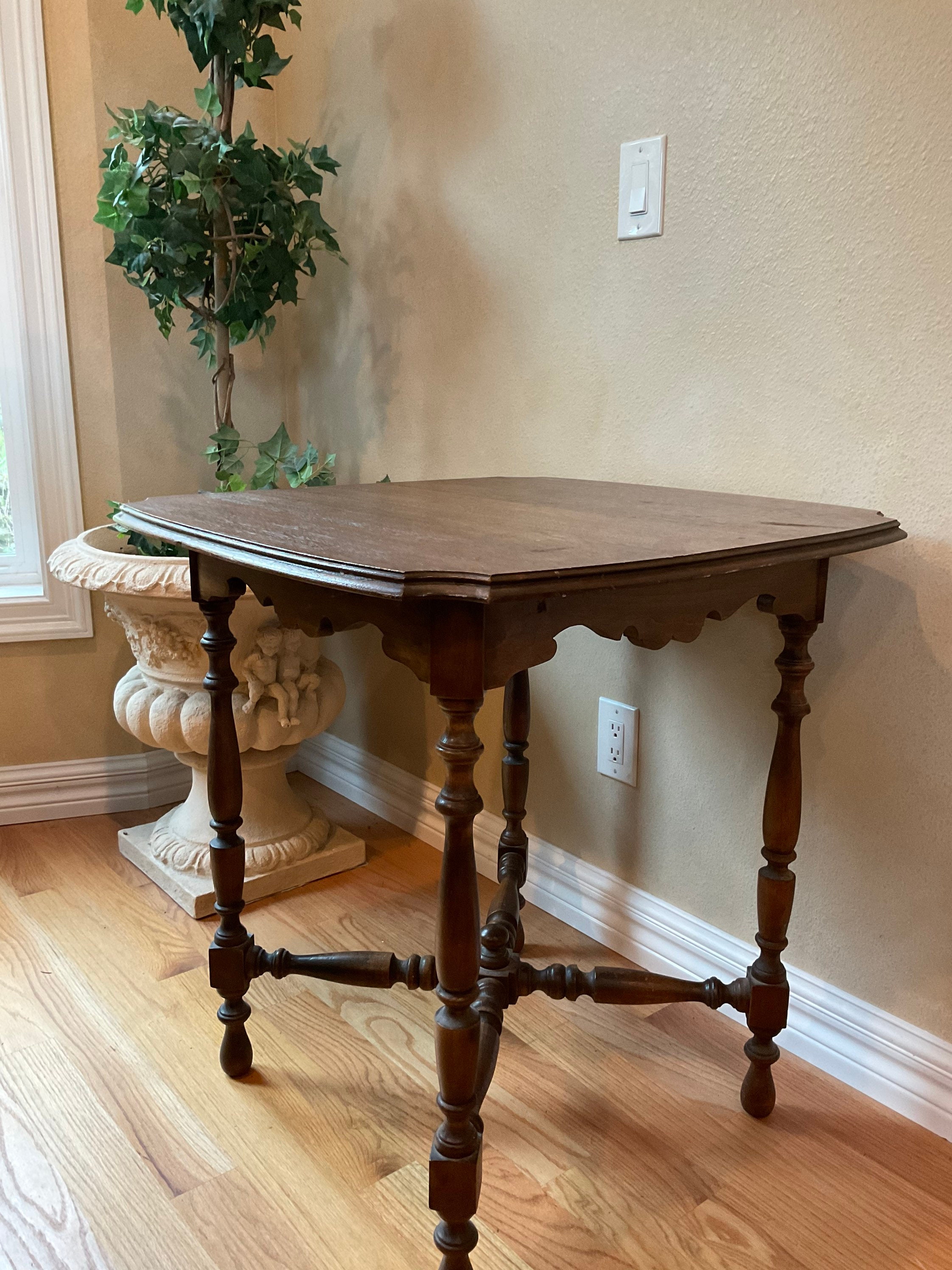 Antique Spindle Spool Table. Antique Table - Etsy