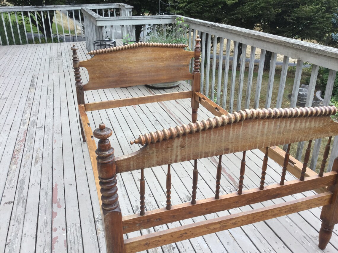 Antique Heirloom Bobbin Spindle Bed Jenny Lind Bed 3/4 Size - Etsy