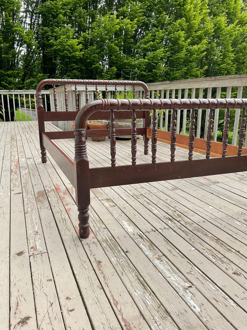 Antique Jenny Lind Full Size Bed Frame. Spindle Spool Bed - Etsy
