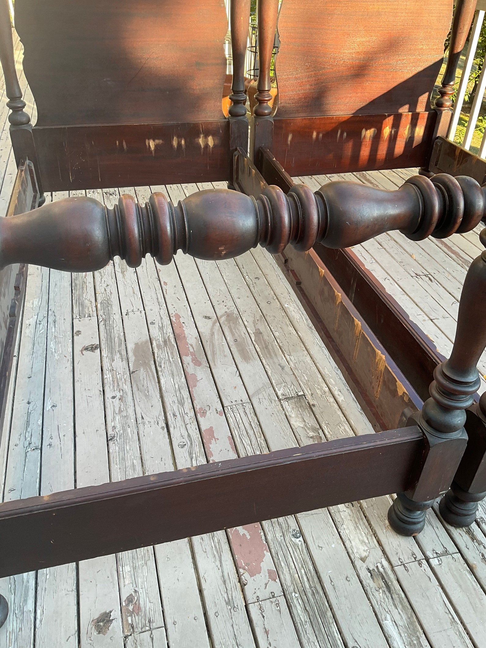 Antique Colonial Twin Size Bed Frames. Pair of Antique Twin Size Beds ...