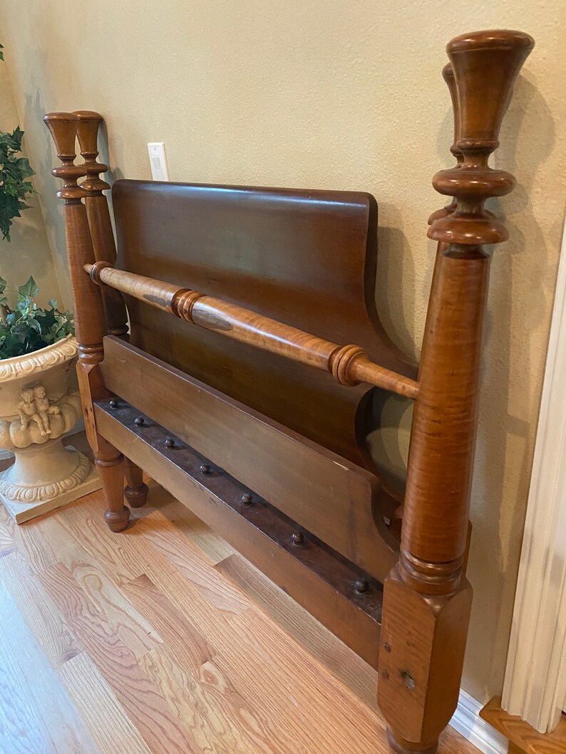 Antique Maple 4-poster Rope Bed From 1800s Antique 3/4 Size With Bell ...