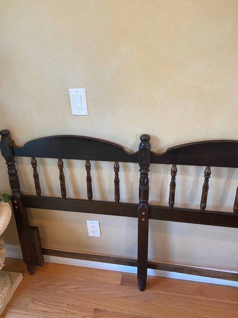 Vintage Jenny Lind Spindle Spool Headboard for Full/queen Bed - Etsy