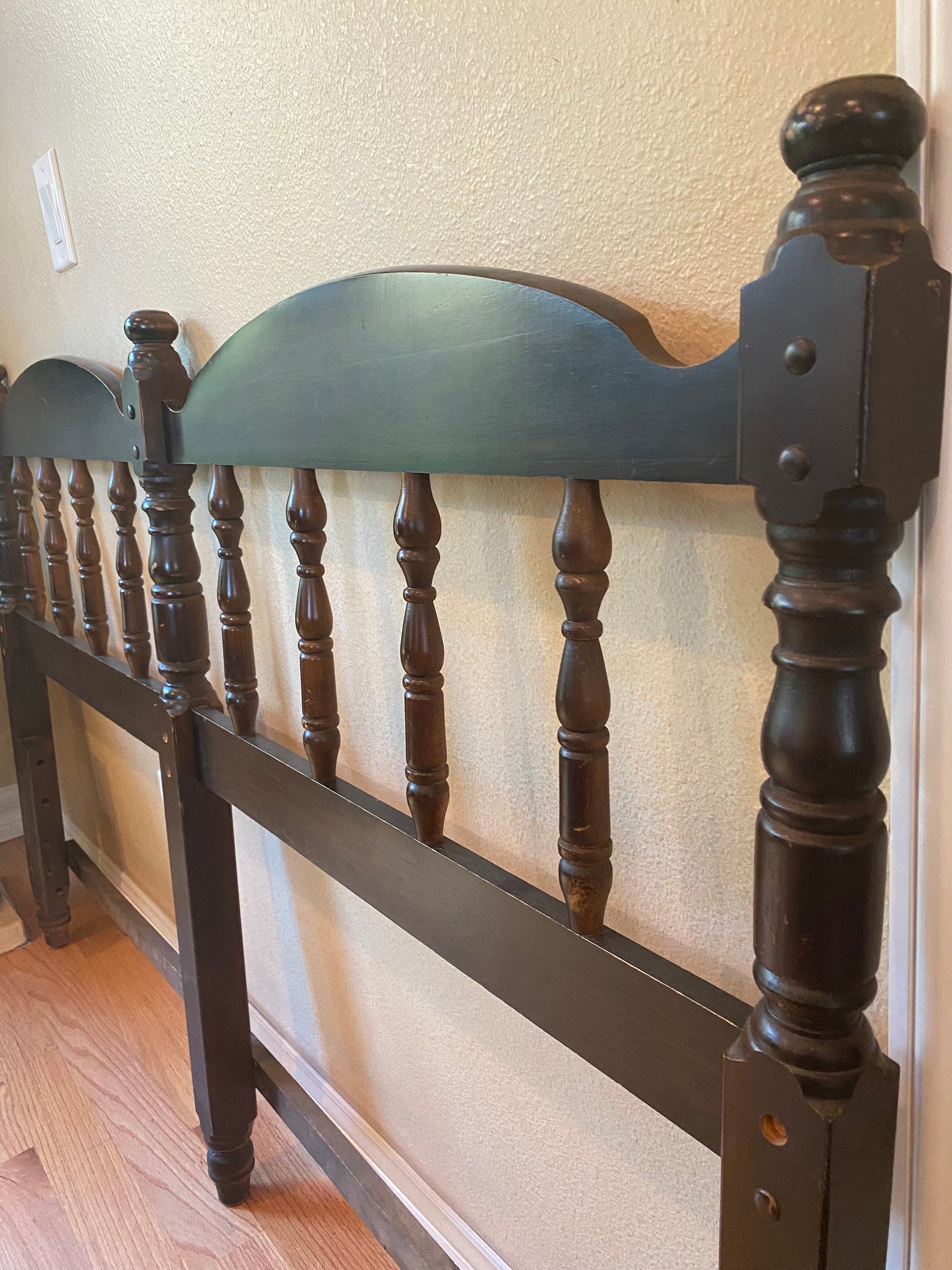 Vintage Jenny Lind Spindle Spool Headboard for Full/queen Bed - Etsy