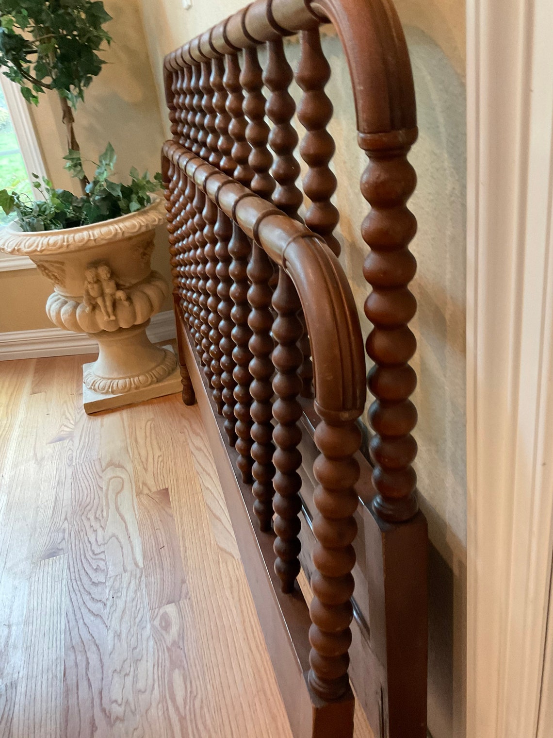 Vintage Heirloom Spindle Spool Bed Jenny-lind Bed Full Size | Etsy