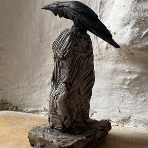 Raven on a Standing Stone Sculpture - Etsy