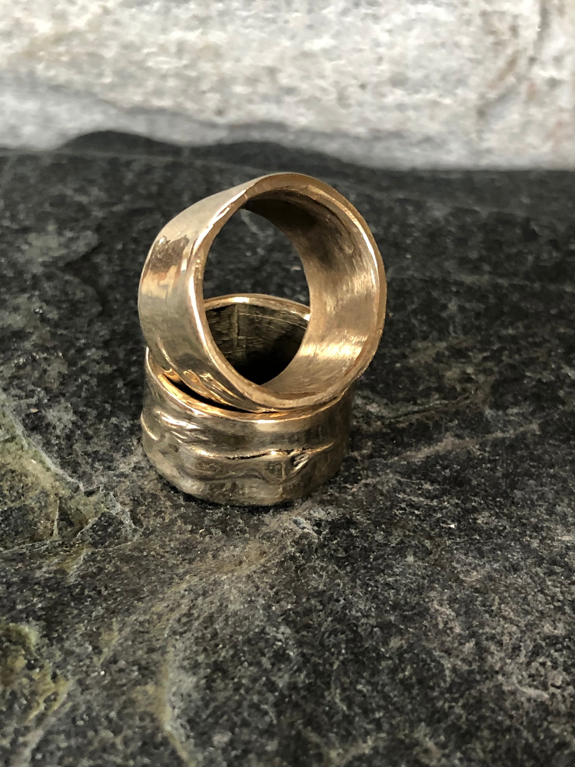 Bronze Running Hare Ring - Etsy