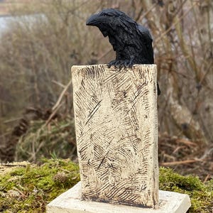 Raven on a Standing Stone Sculpture - Etsy