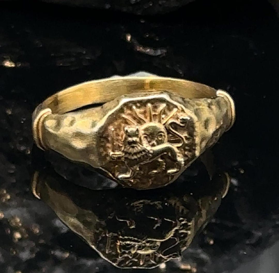 Persian Lion and Sun Gold Signet Ring Honoring Safavid Royal Heritage ...