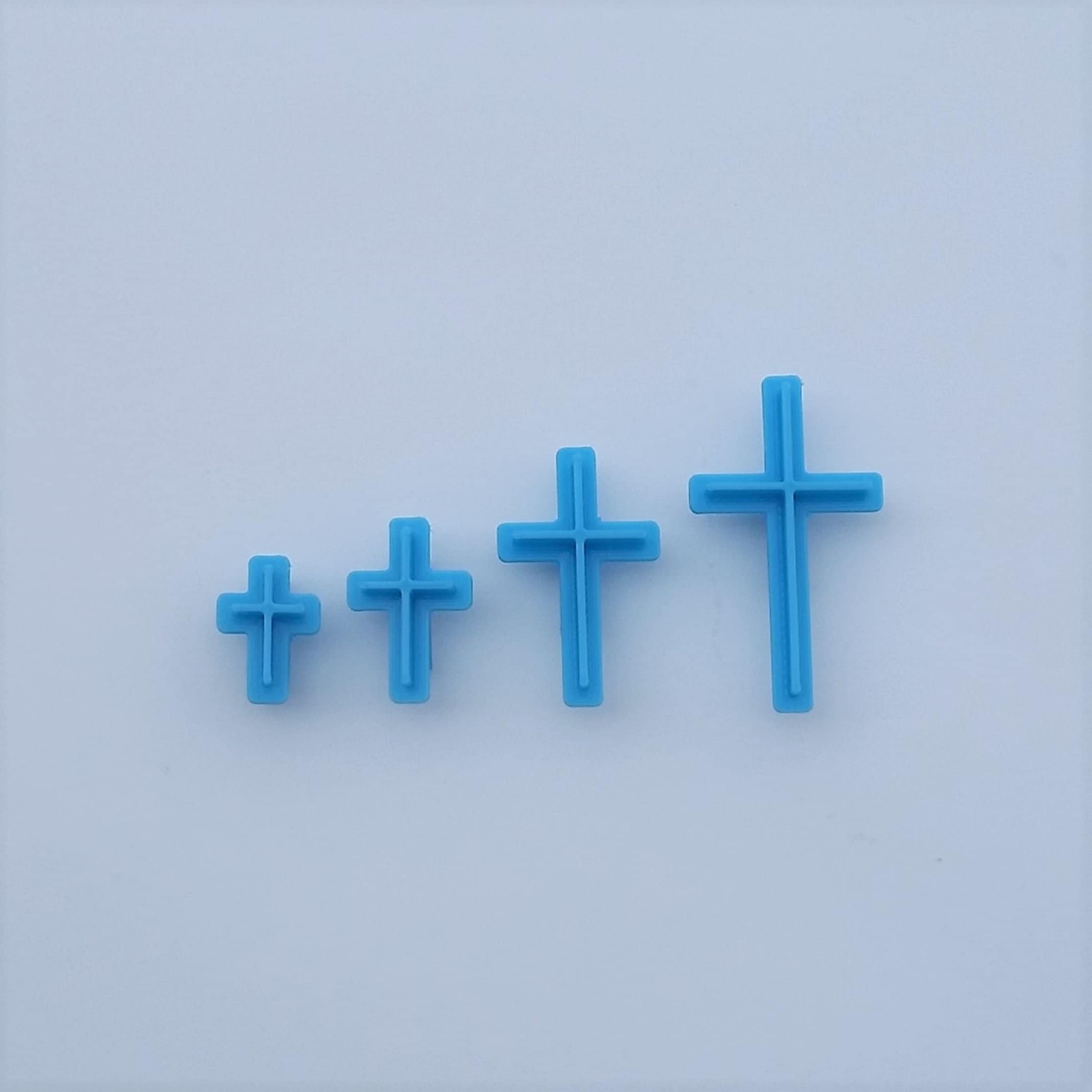 Mini Cross Fine Fondant Embosser (set of 4) - 1.5cm, 2cm, 3cm & 4cm ...