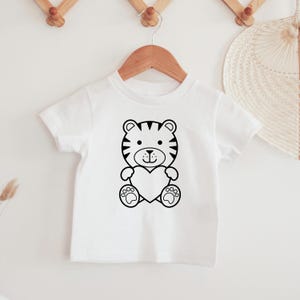 Tiger With Heart SVG, Valentine's Day Animal Clipart, Cute Tiger ...