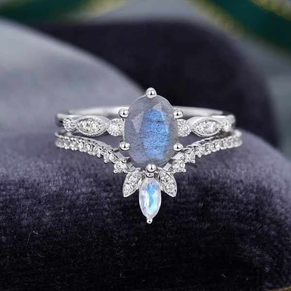Labradorite Engagement Ring - Etsy